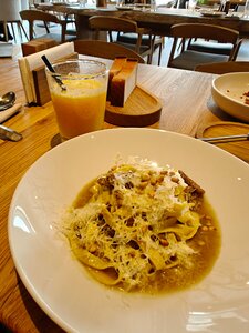 Рерих (Kommunisticheskiy prospekt No:16, Gorno-Altaysk), restoran  Gorno‑Altaysk'tan