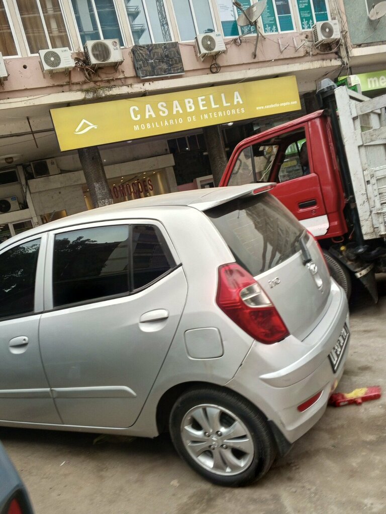 Emlak ofisi Casabela, Loanda, foto