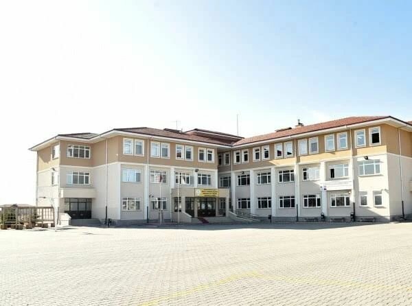 Fen lisesi, sosyal bilimler lisesi Şehit Lokman Biçinci Mesleki ve Teknik Anadolu Lisesi, Ankara, foto
