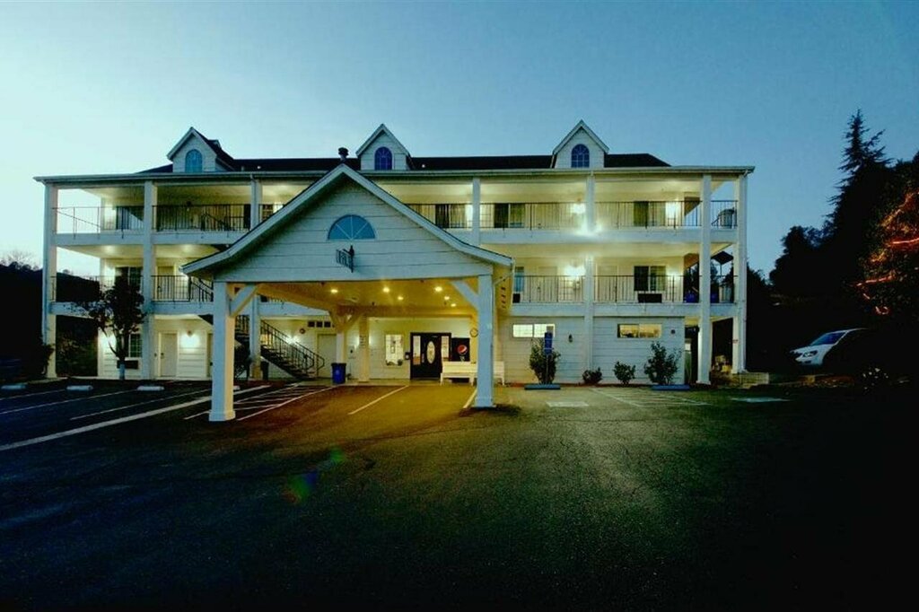 Otel Quality Inn Yosemite Valley Gateway, Kaliforniya Eyaleti, foto