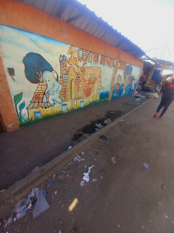 Anaokulları Centro infantil Crismel, Loanda, foto