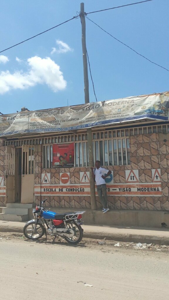 Ortaokul Escola De Condução Auto Visão Moderna, Loanda, foto