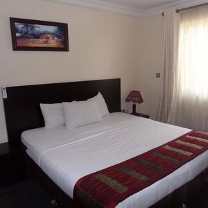 Foramot Suite (Lagos, gorod Ikeja), otel  Lagos'tan
