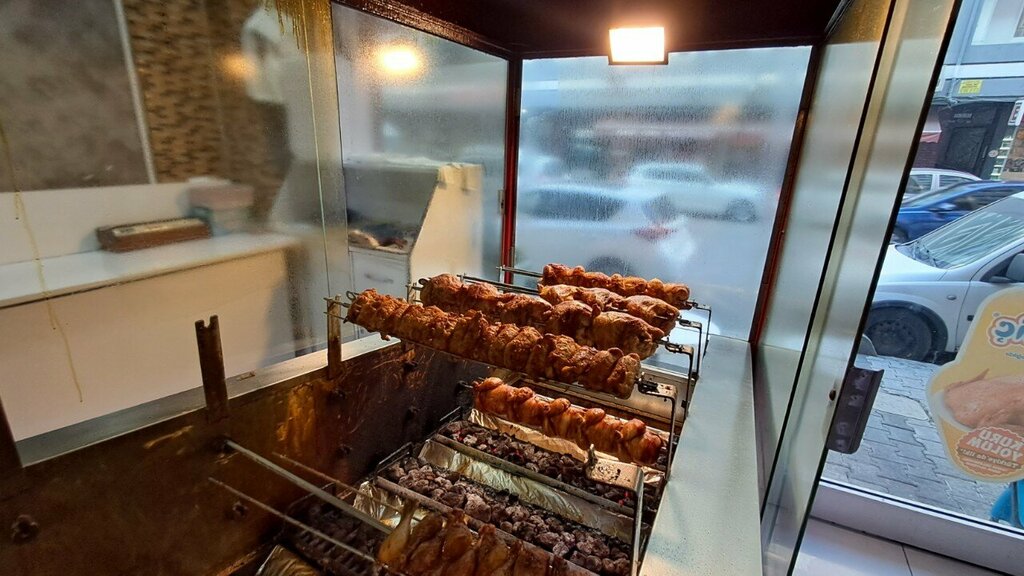 Fast food Közde Piliç Göktürk, İstanbul, foto