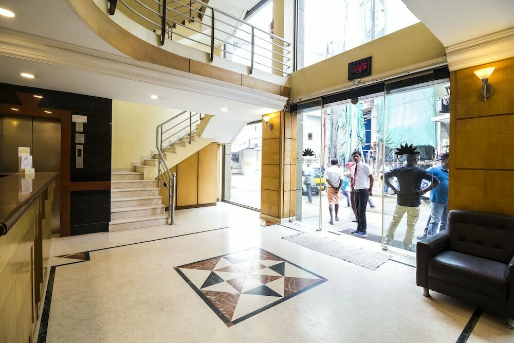 Otel Legend's Inn, Koyamutthur, foto