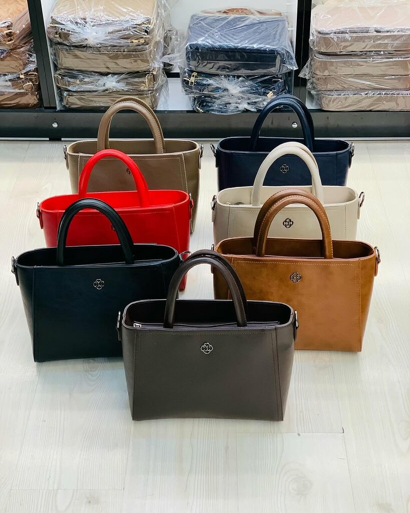 Çanta ve valiz mağazaları Konak Çanta, İstanbul, foto