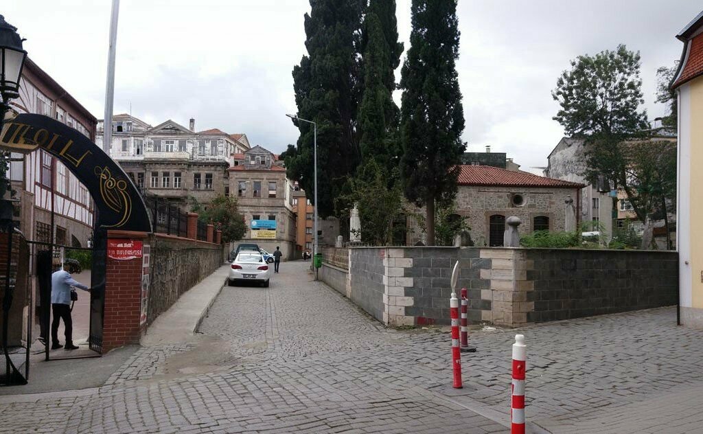 Cami Tavanlı Cami, Ortahisar, foto