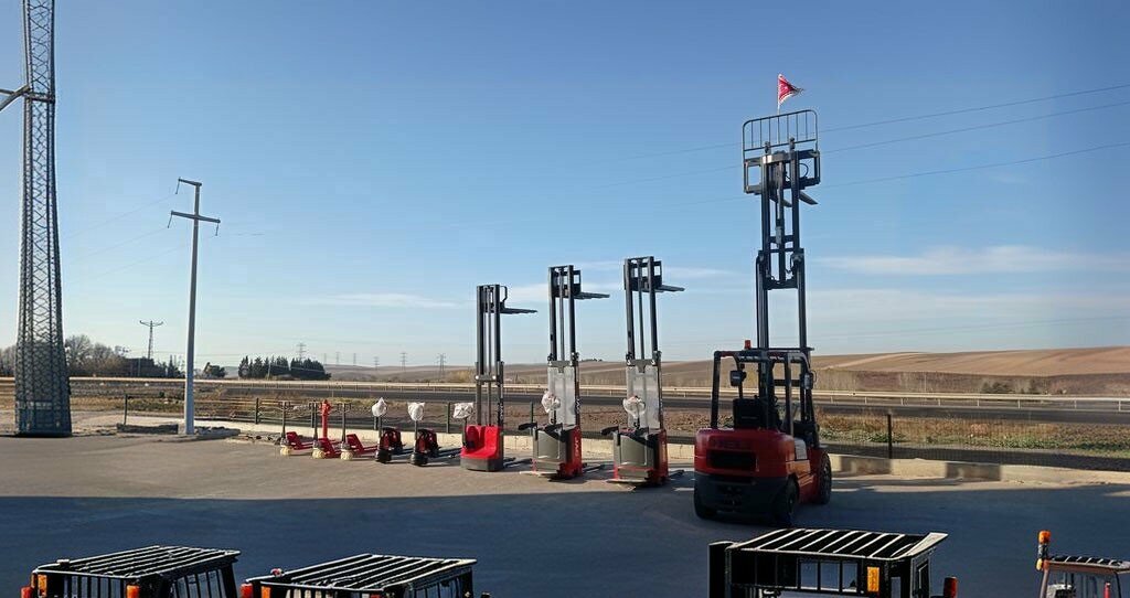 Eğitim merkezleri Mavi Ay İş Makinaları, Çerkezköy, foto
