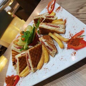 Cadde Saray Cafe (Osmaniye, Düziçi, Refik Cesur Blv.), kafe  Düziçi'nden