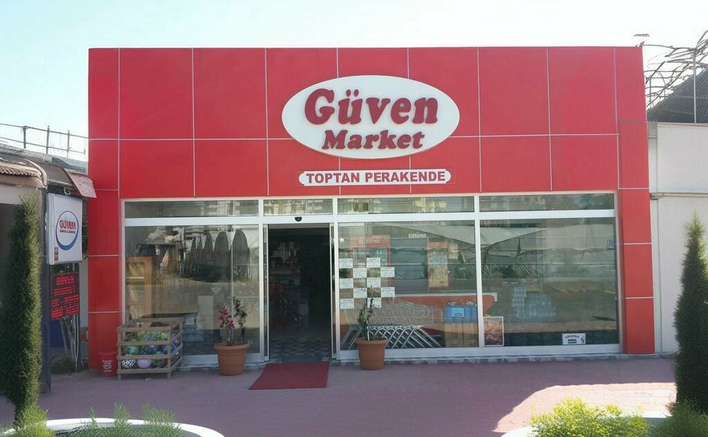 Market Güven Market, Finike, foto