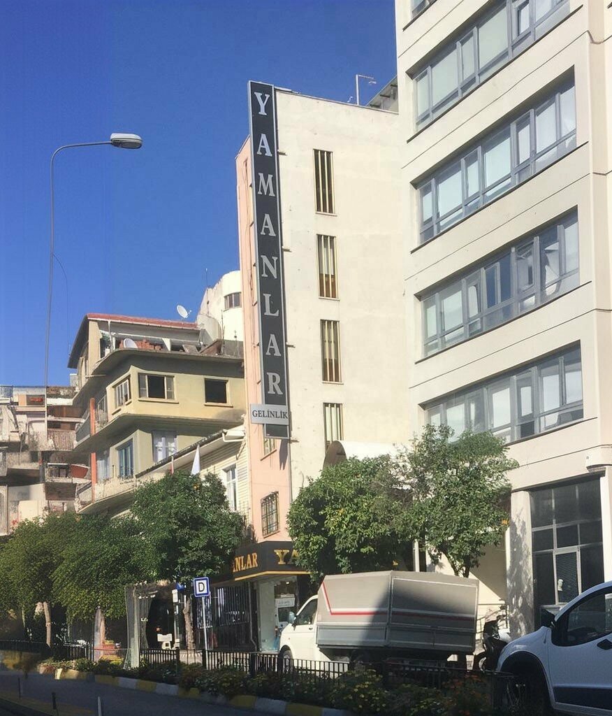 Çeyiz mağazaları Yamanlar Gelinlik, Efeler, foto