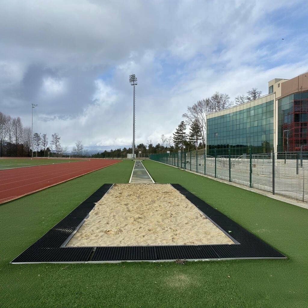 Çok amaçlı spor tesisleri Kastamonu Üniversitesi Emin Baydil Spor Tesisleri, Kastamonu, foto