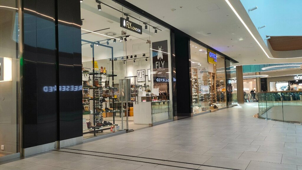 Ayakkabı mağazaları Fly London, Belgrad, foto