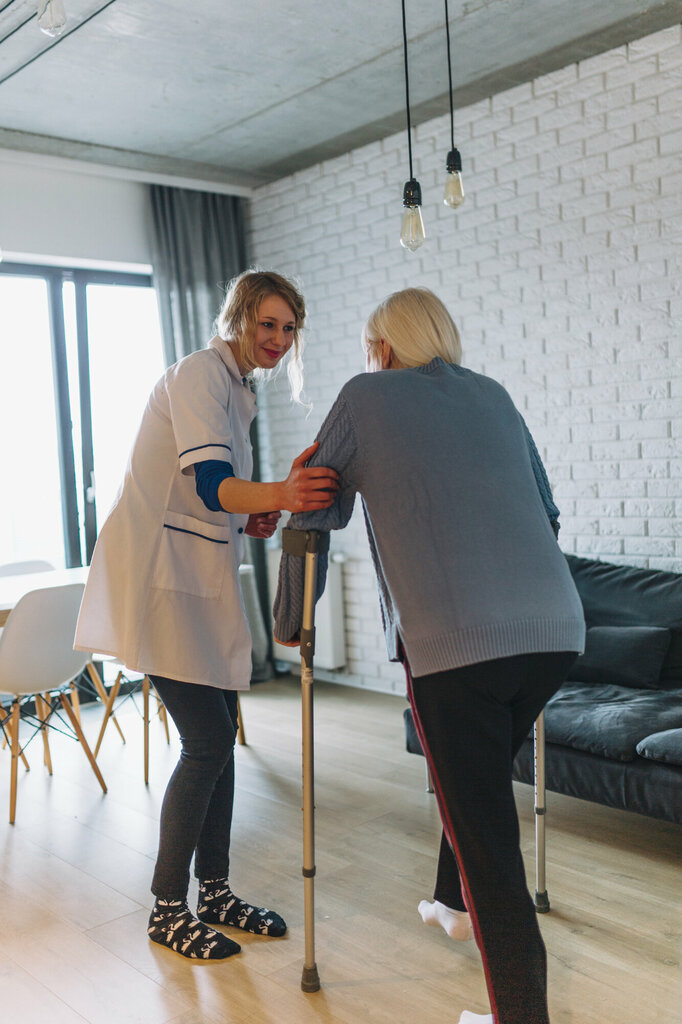 Yaşlı ve hasta bakım hizmetleri Looking for a nurse, Moskova, foto