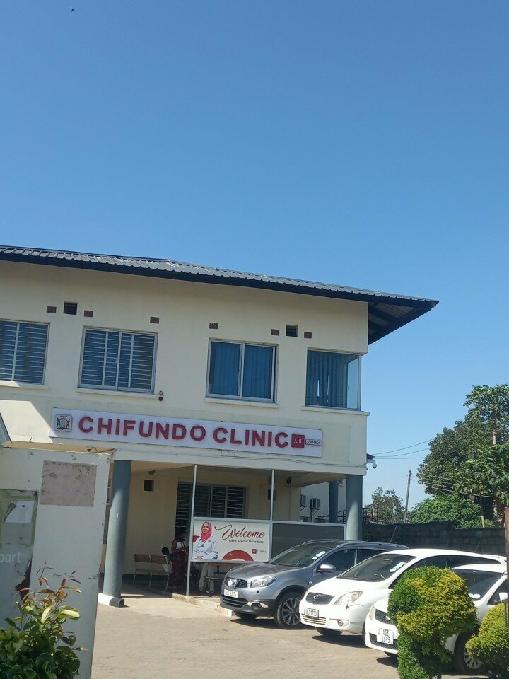 Tıp merkezleri ve klinikler Chifundo Clinic, Lusaka, foto