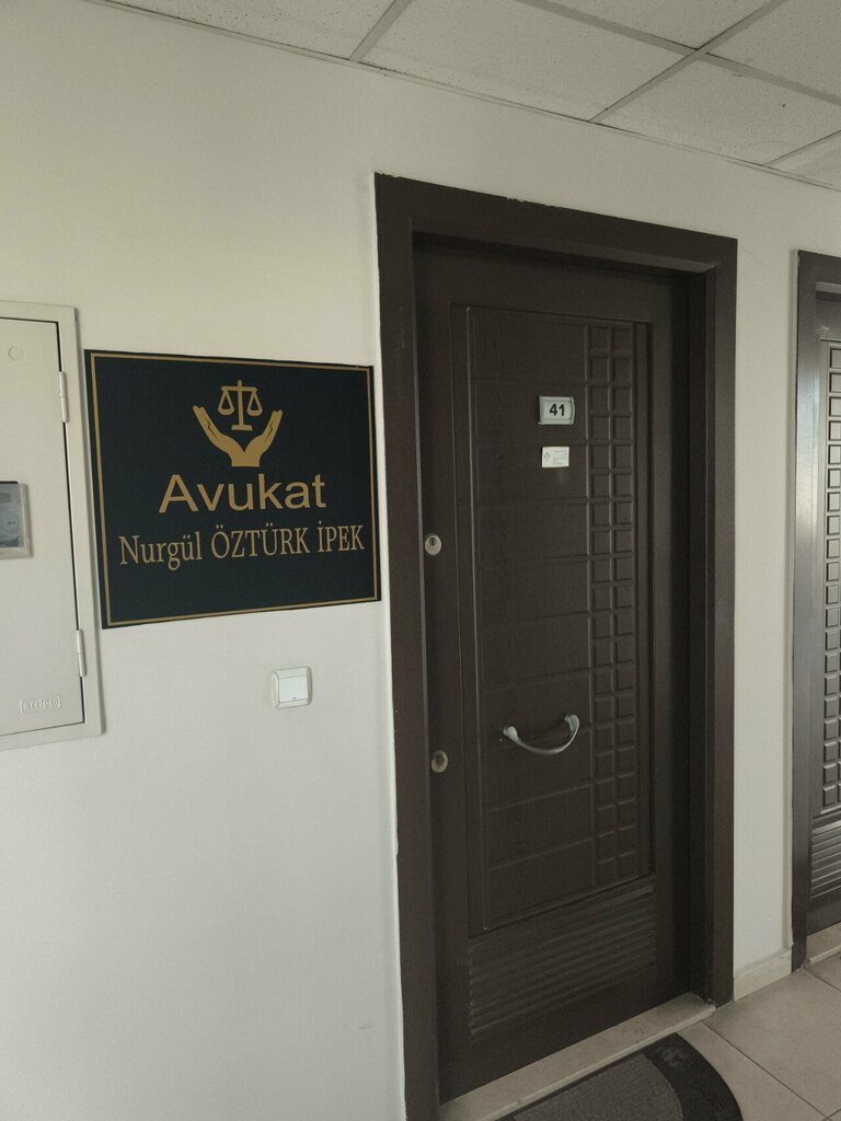 Avukatlar Nurgül Öztürk İpek, İstanbul, foto