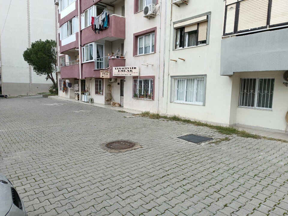 Emlak ofisi Yamaçevler Emlak, İzmir, foto