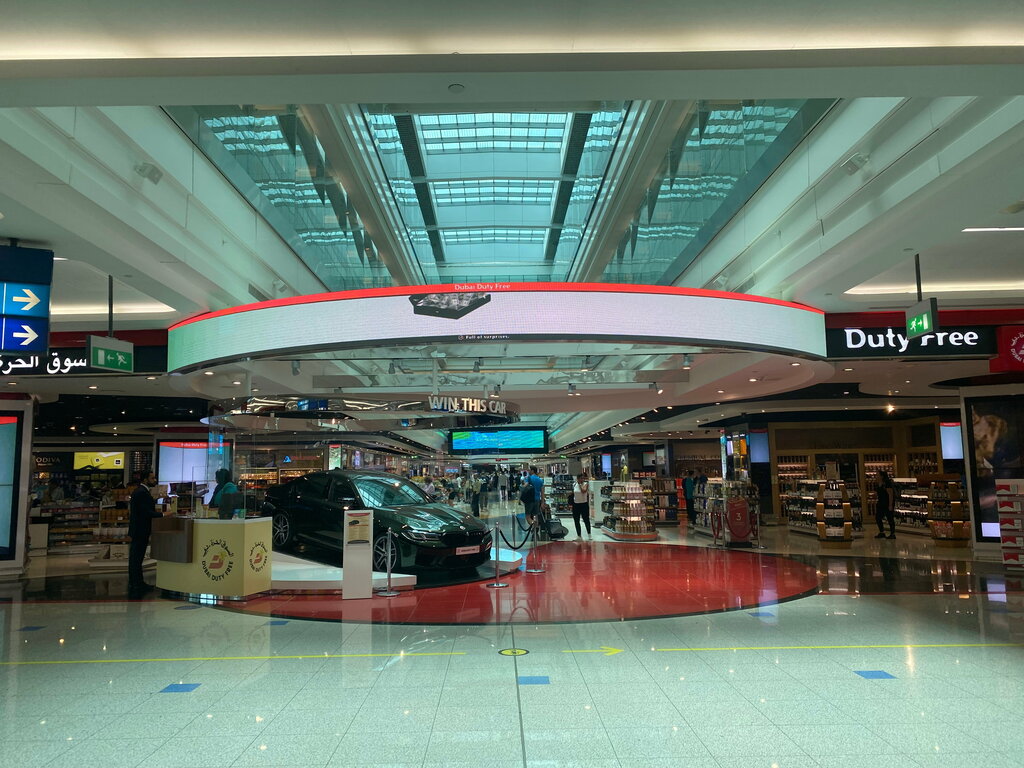 Havaalanı terminali Concourse B of terminal 3, Dubai, foto
