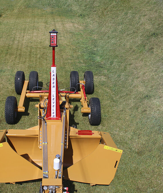 Tarım makineleri, ekipmanlar Chirchiqselmash, Taşkent eyaleti, foto