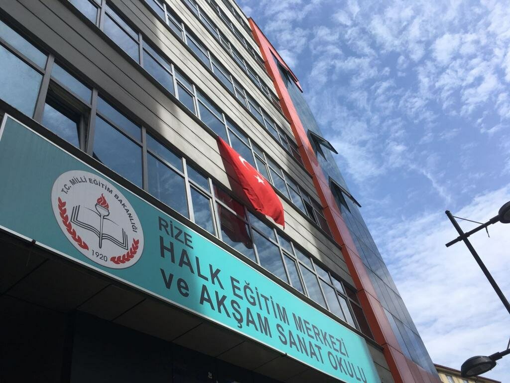 Eğitim merkezleri Rize Halk Eğitim Merkezi, Rize, foto