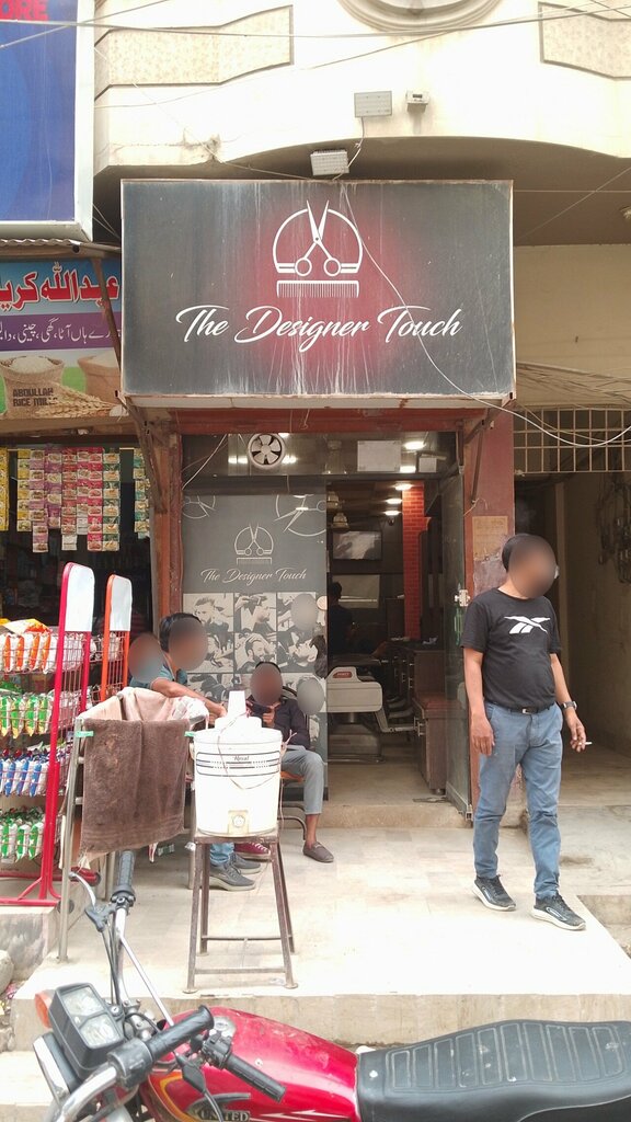 Kuaförler The Designer Touch, Karaçi, foto