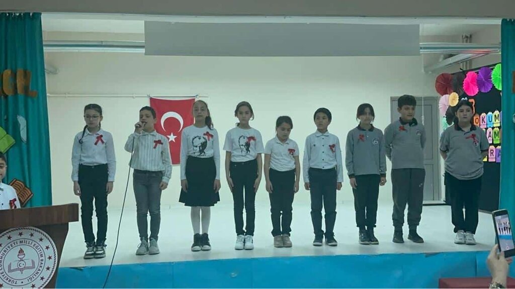 Ortaokul Çeşmeönü Ortaokulu, Beşikdüzü, foto