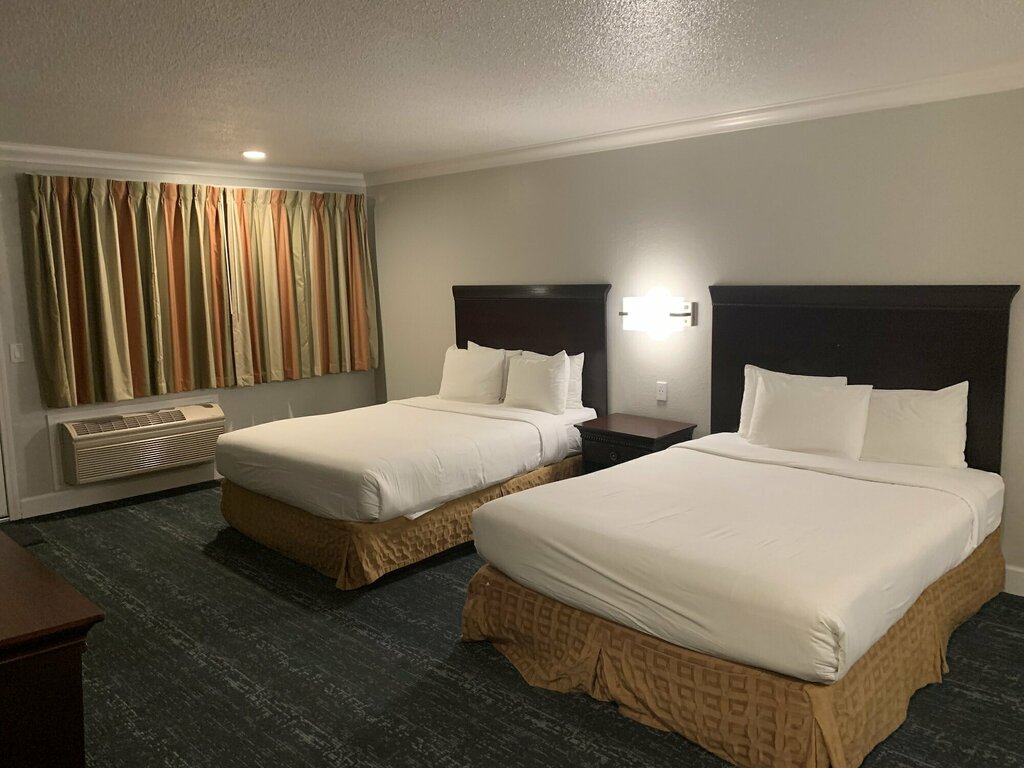 Otel Stargazer Inn and Suites, Monterey, foto