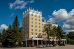 Devon Hotel (prospekt Lenina No:8), otel  Oktiabrski'den