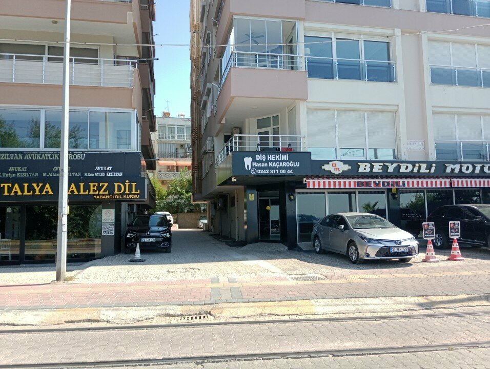 Özel ağız ve diş sağlığı klinikleri ve muayenehaneleri Diş Hekimi Hasan Kaçaroğlu, Antalya, foto