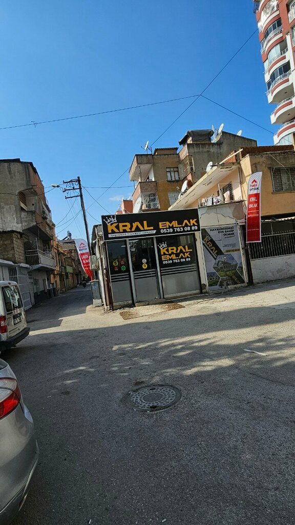 Emlak ofisi Kral Emlak, Adana, foto