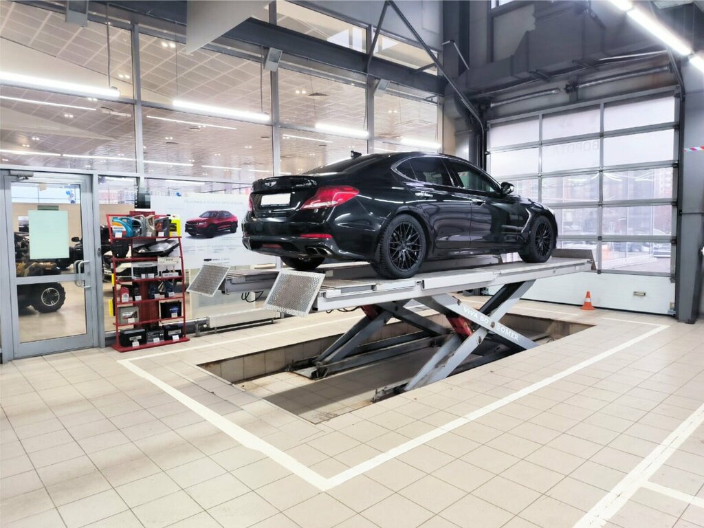 Otomobil satış galerileri Genesis Красноярск, Krasnoyarsk, foto