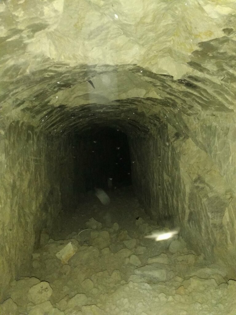 Turistik yerler Пещера Новлейская, Mordovya, foto