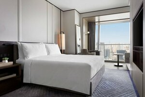 JW Marriott Marquis Hotel Shanghai Pudong (No 988 Puming Road, Pudong New Area, Shanghai), otel  Şanghay'dan