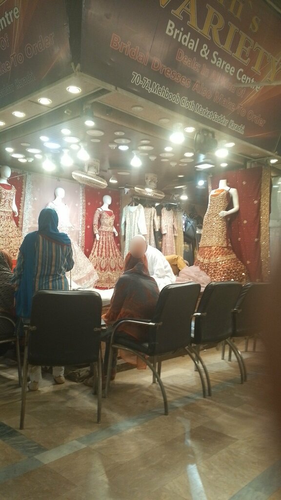 Kutlama ürünleri Ramna Bridal, Karaçi, foto