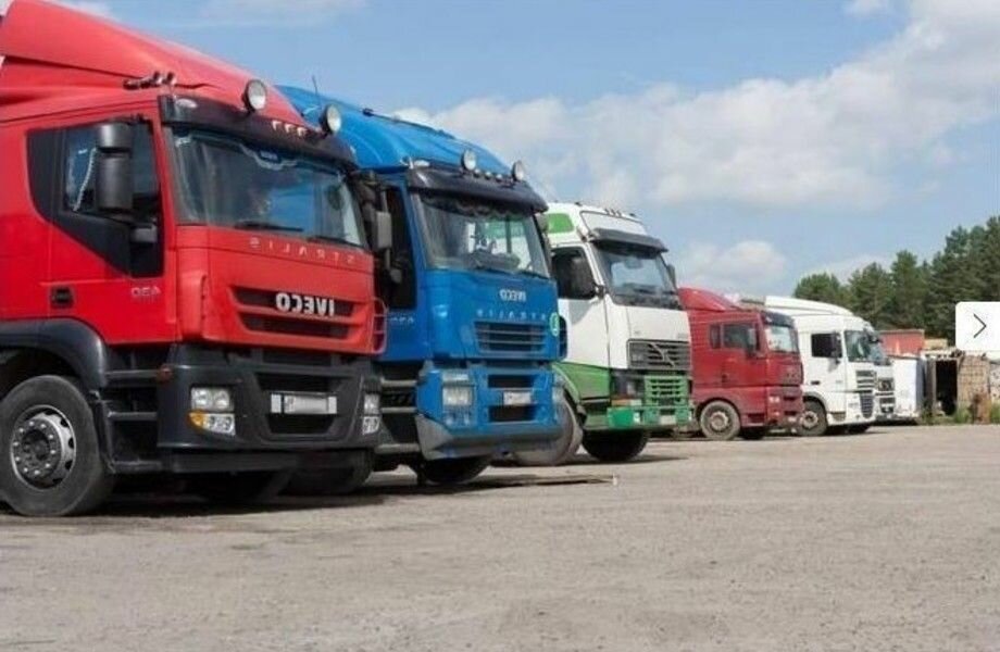 Otoparklar Грузовая стоянка, стоянка для грузовиков, Tir park, стоянка для дальнобоя, Krasnodarski krayı, foto