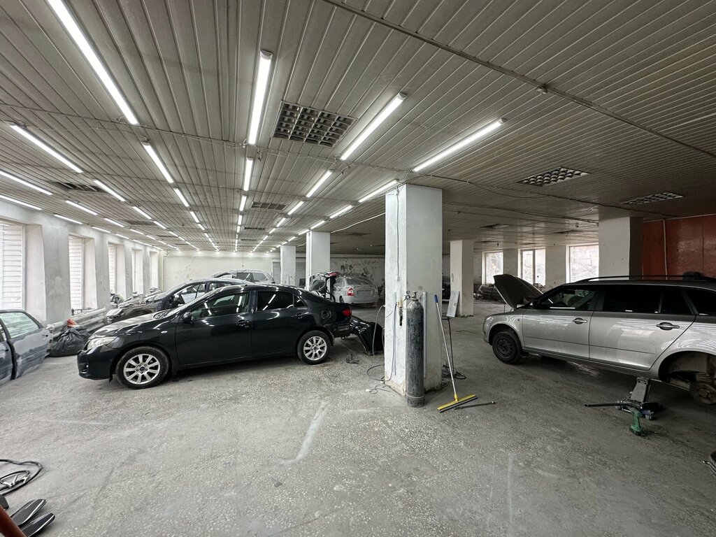 Oto kaporta AutoBox, Kirovskaya oblastı, foto