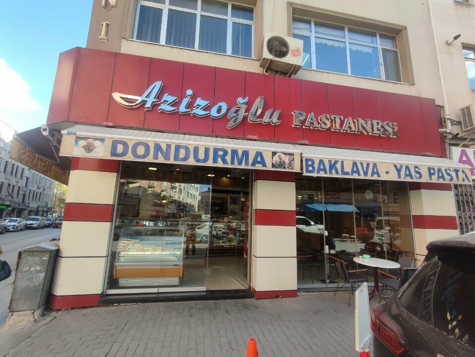 Ekmek fırını Azizoğlu Pastanesi, Konya, foto