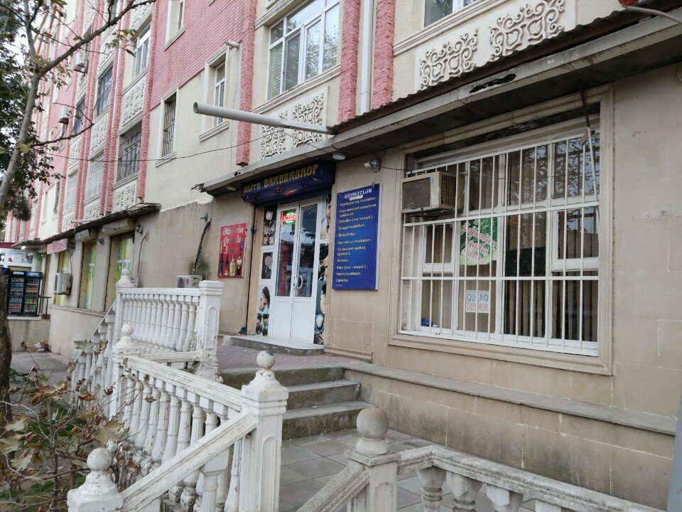 Berberler Kişi Salonu, Gence, foto