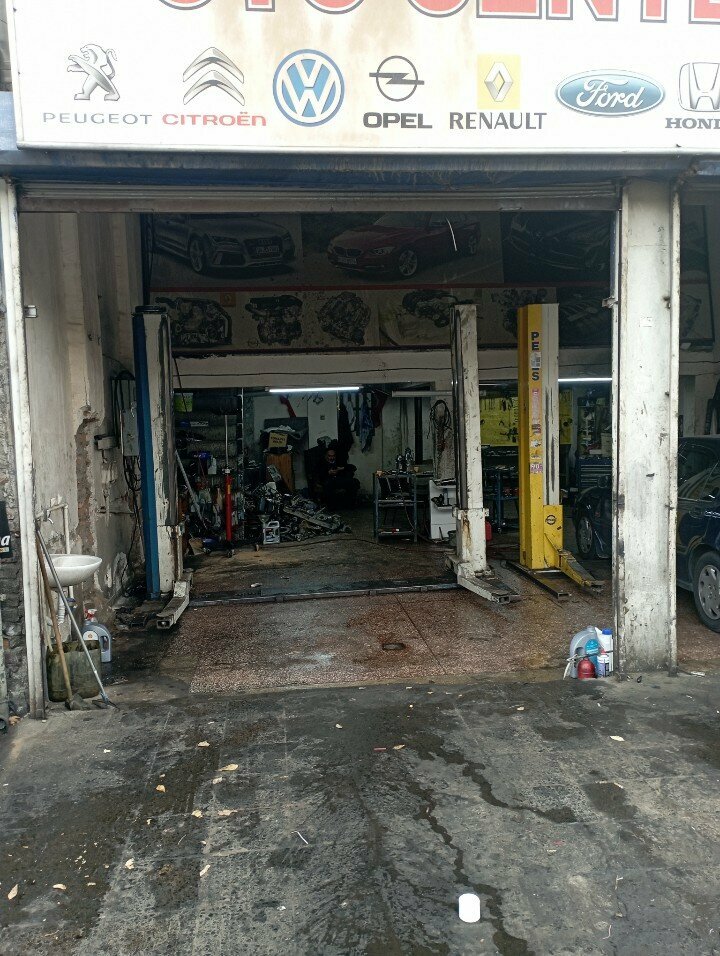 Otomobil servisi Oto Center, Ankara, foto