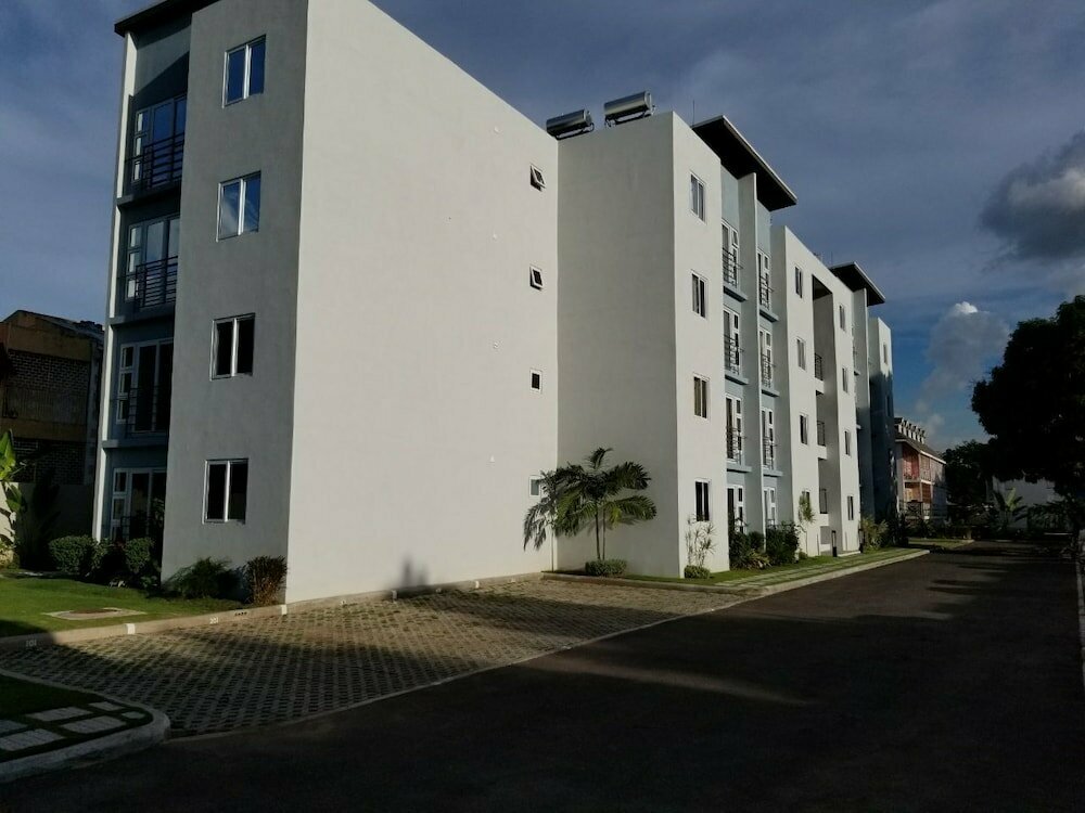 Daireler Kingston Luxury Guest Apt at Sullivan, Kingston, foto