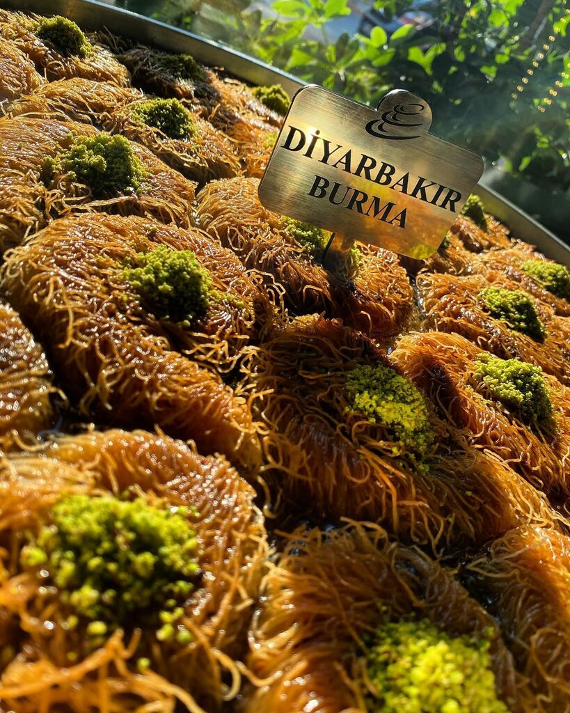 Pasta, şekerleme ve tatlı Ocak Burma, Antalya, foto