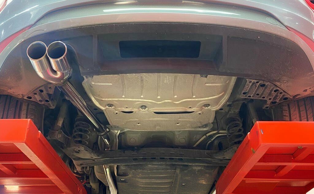 Otomobil servisi Hlm Exhaust, İzmir, foto