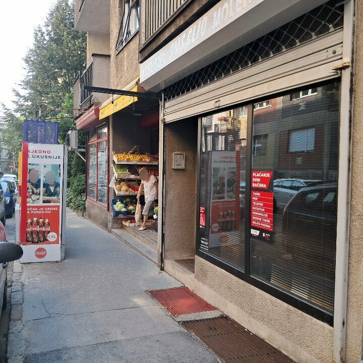 Araç sigorta şirketleri Agencija SMS Clio, Belgrad, foto