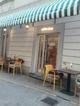 Baristro (Lagumska Street No:1, Urban settlement of Zemun), kahve dükkanları  Belgrad'dan