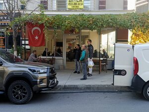 Cafe Karataş (İstanbul, Beylikdüzü, Kavaklı Mah., Okumuş Sok., 1), kafe  Beylikdüzü'nden