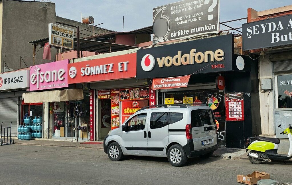 GSM operatörleri Vodafone, Adana, foto