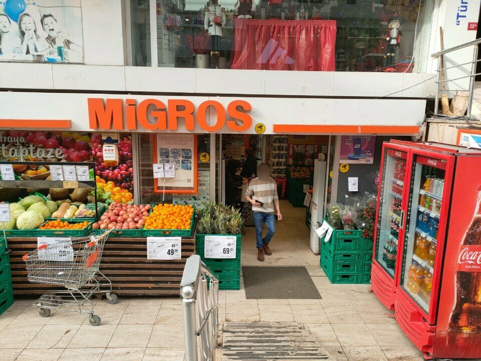 Süpermarket Migros, İstanbul, foto