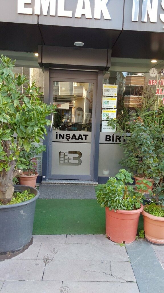Emlak ofisi Birtek Emlak İnşaat, İstanbul, foto