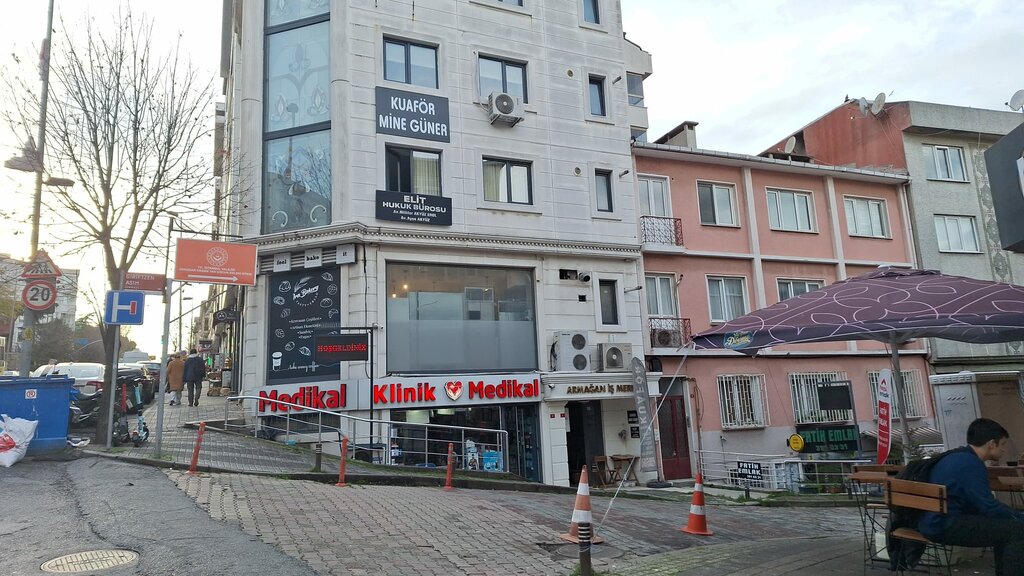 Pasta, şekerleme ve tatlı İra Bakery Academy, İstanbul, foto
