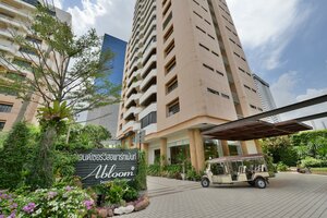 Abloom Exclusive Serviced Apartments (Bangkok, Soi Lat Krabang 3), otel  Bangkok'tan